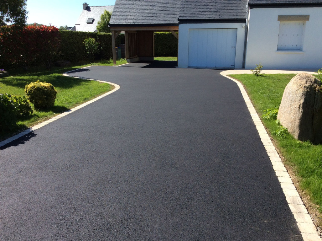 Aménagement de cours et allée par paysagiste